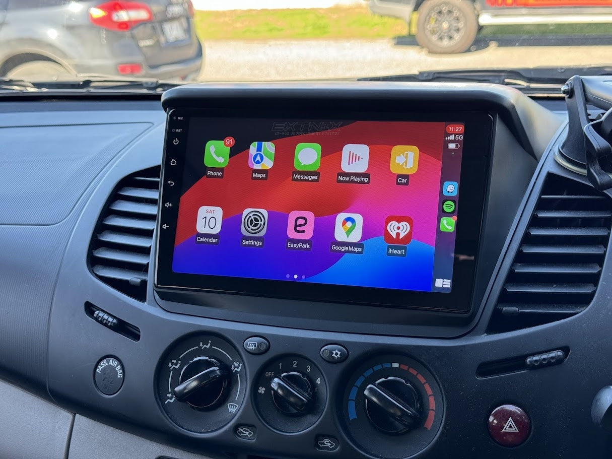 Apple CarPlay Wired vs Wireless – EXTNIX Apple CarPlay Wired vs Wireless – EXTNIX
